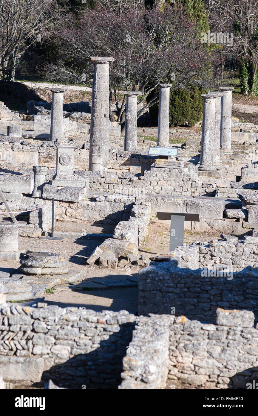 Les antiques, et les ruines de Glanum, Saint Rémy de Provence, BDR ...