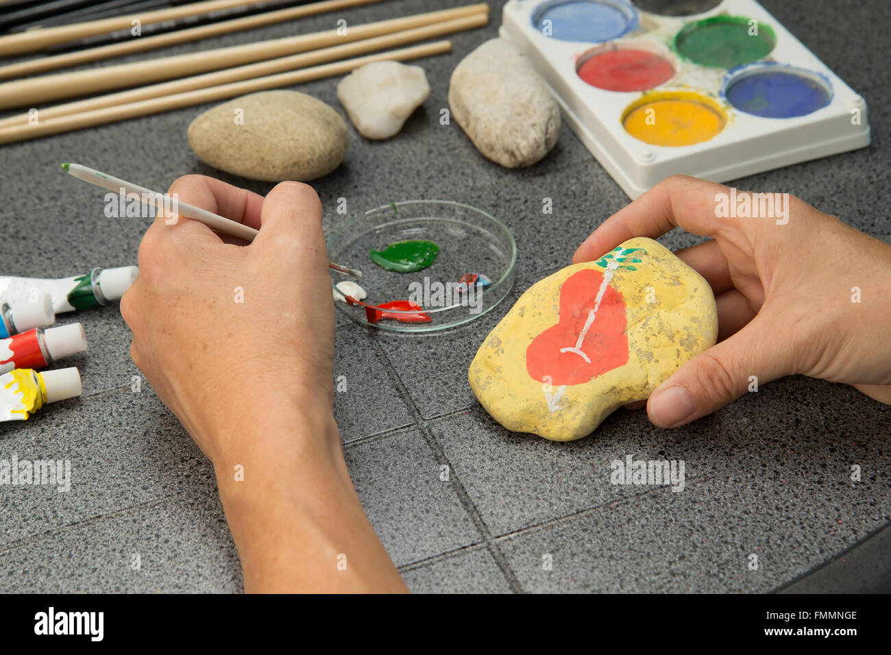 Rtistic work hi-res stock photography and images - Alamy