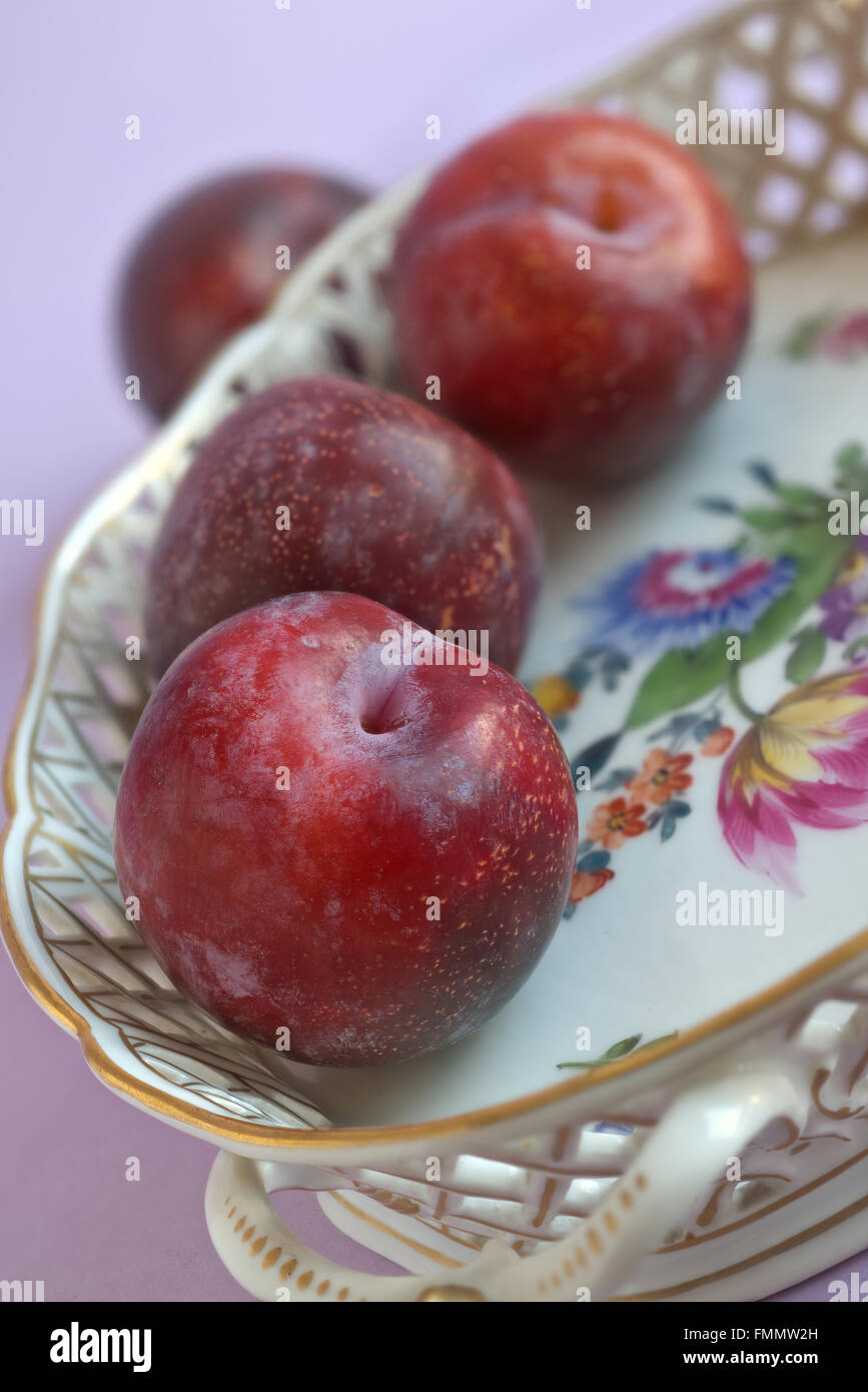 Pflaumen hi-res stock photography and images - Alamy