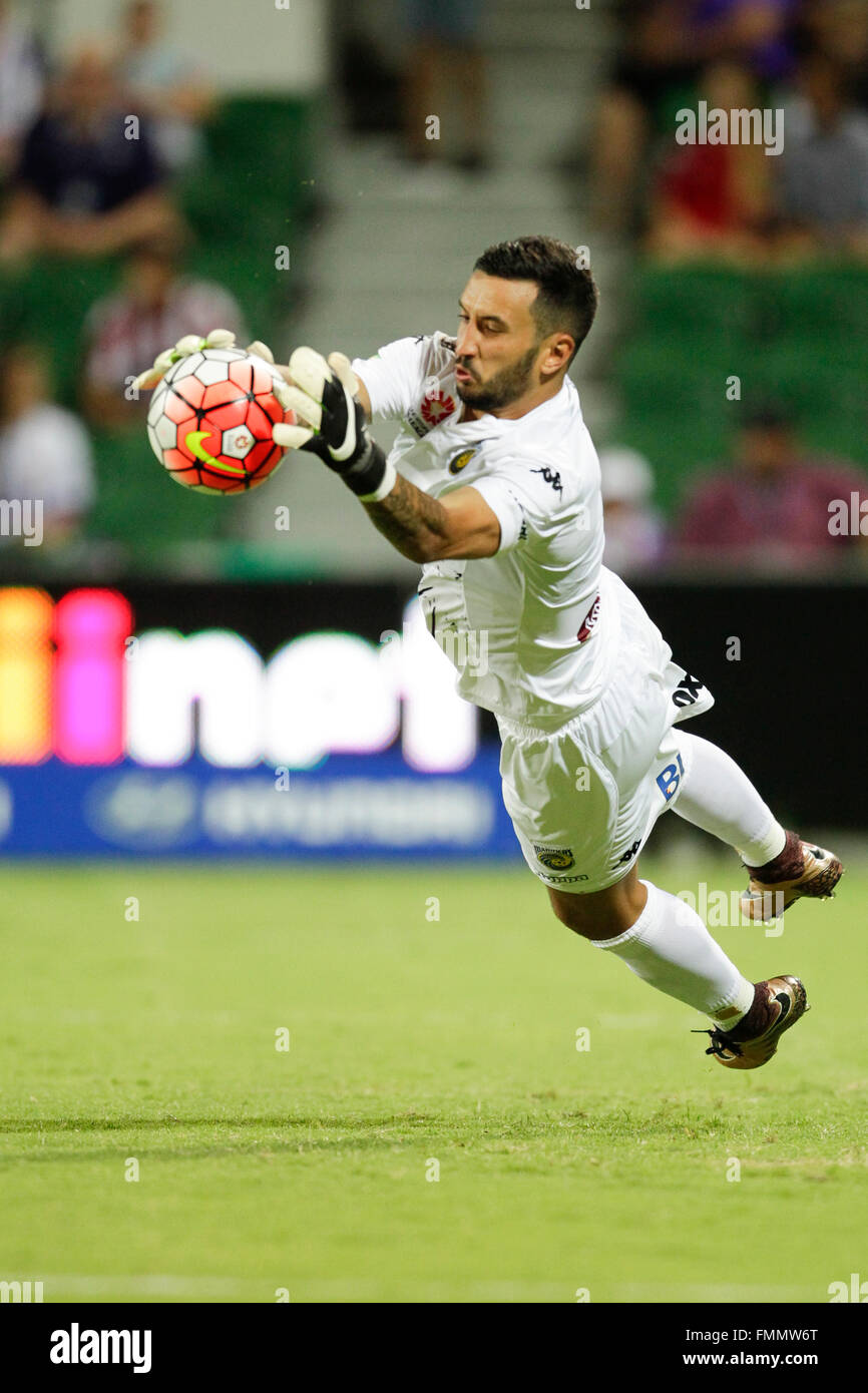 Paul izzo soccer australia hi-res stock photography and images - Alamy