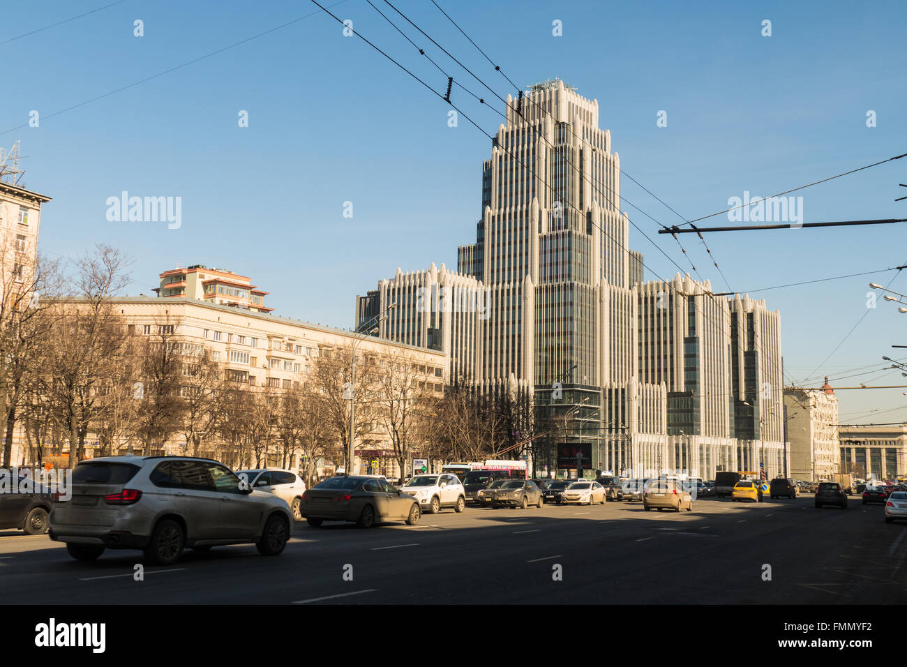 New high-rise building in downtown Moscow Stock Photo - Alamy