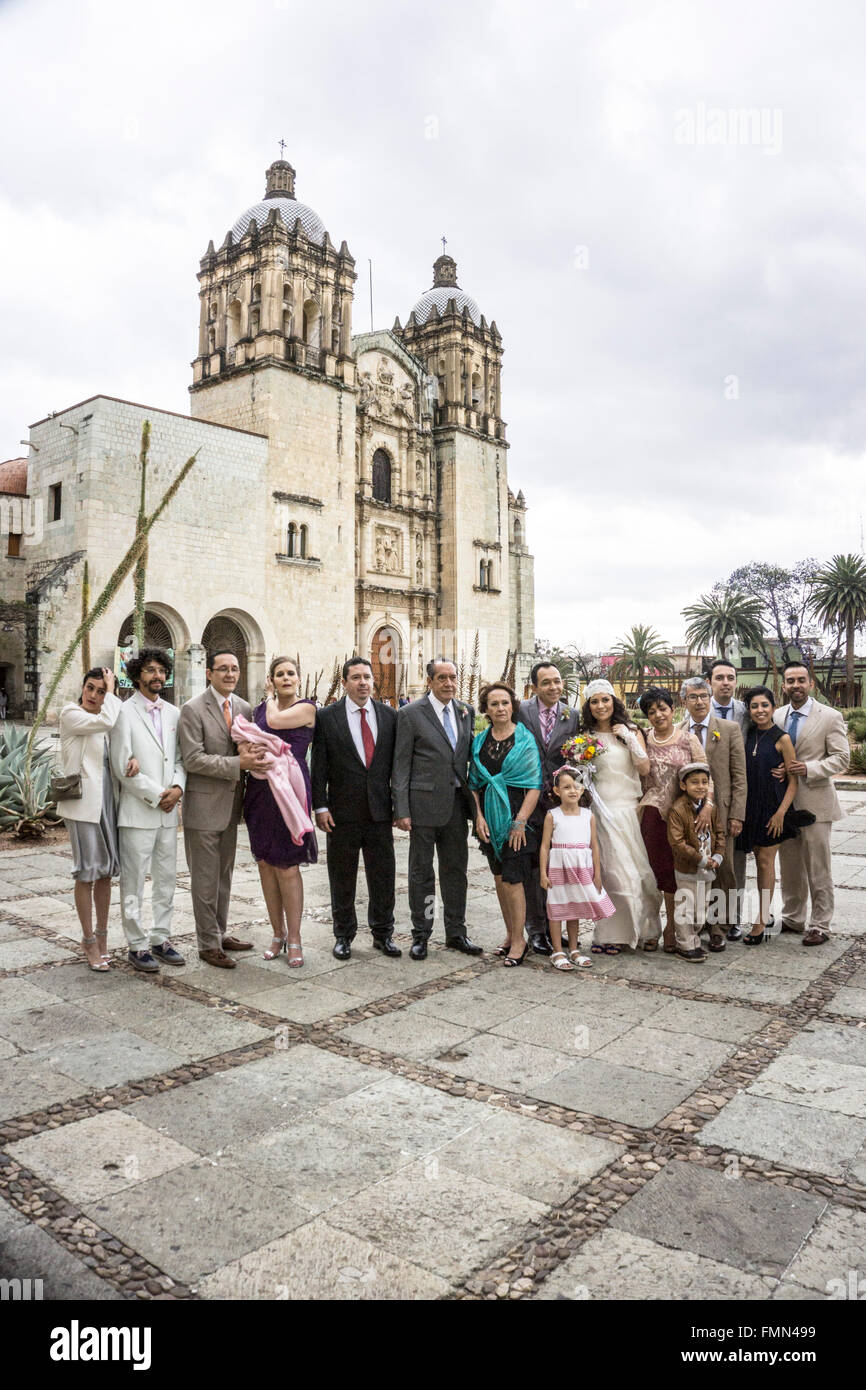 Mexican Wedding Portrait High Resolution Stock Photography and Images ...