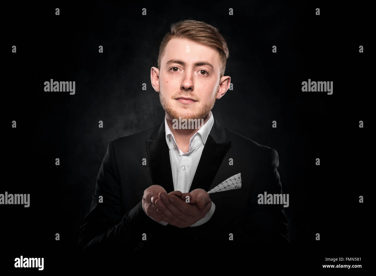 Professional beggar hi-res stock photography and images - Alamy