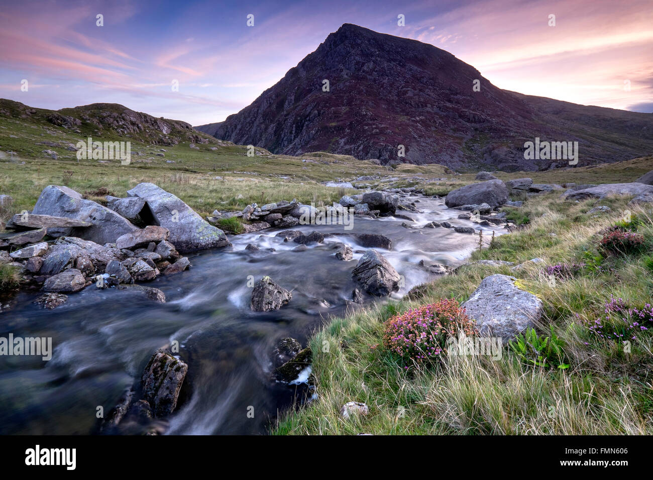 Cwm idwal snowdonia wales hi-res stock photography and images - Alamy