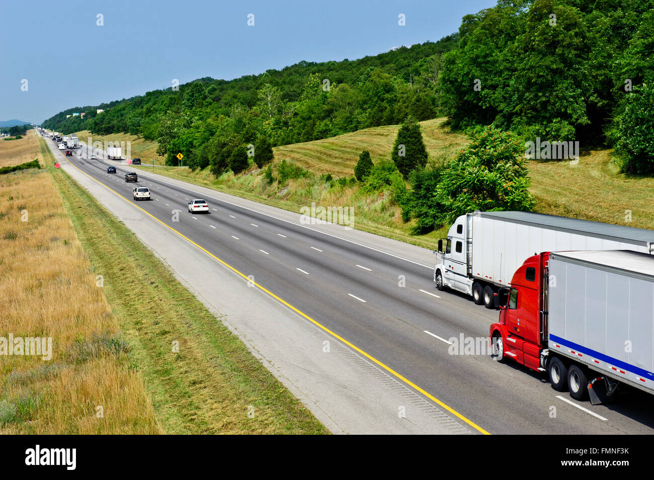 Semi tractor trailer hi-res stock photography and images - Alamy