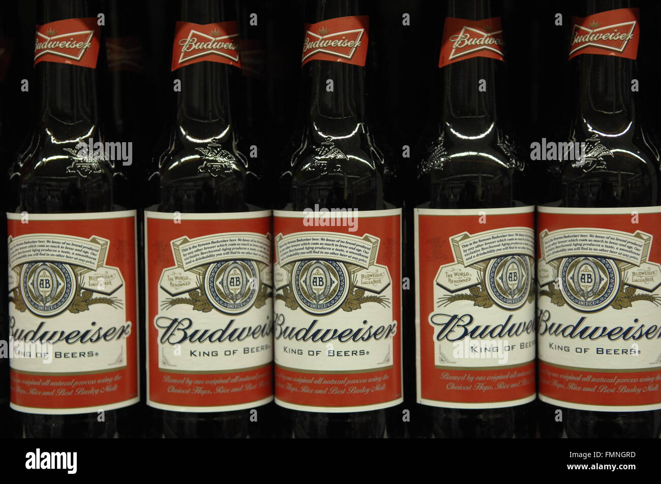 Budweiser hi-res stock photography and images - Alamy