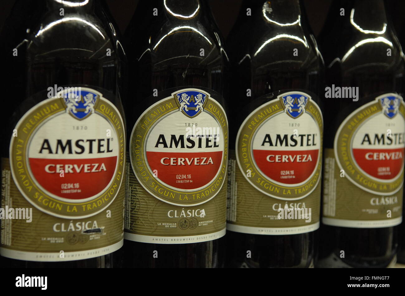Amstel cerveza hi-res stock photography and images - Alamy