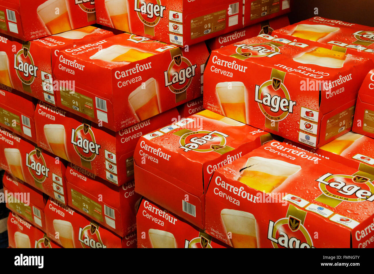 Larger display hi-res stock photography and images - Alamy