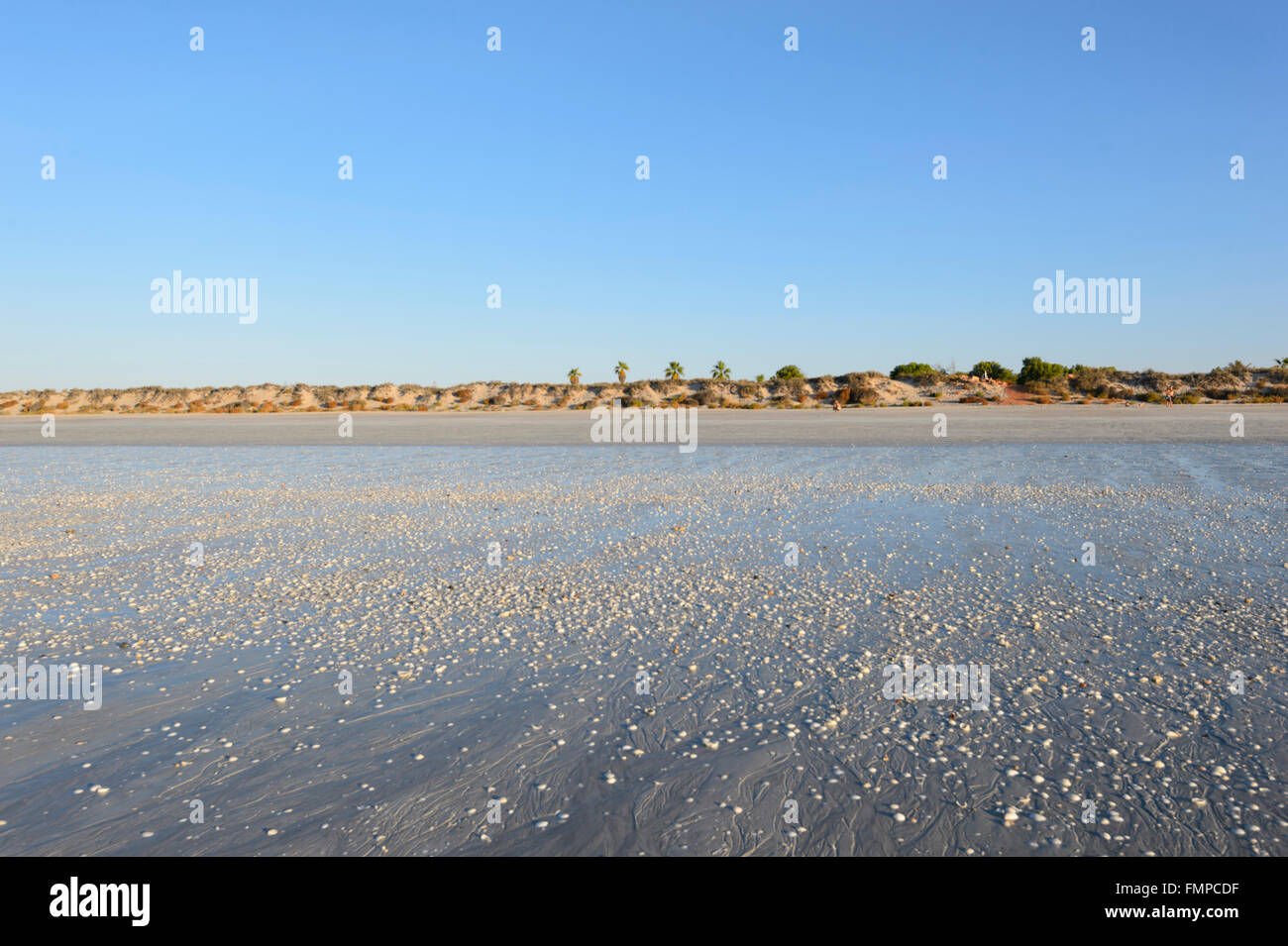 Eighty mile beach western australia hi-res stock photography and images ...