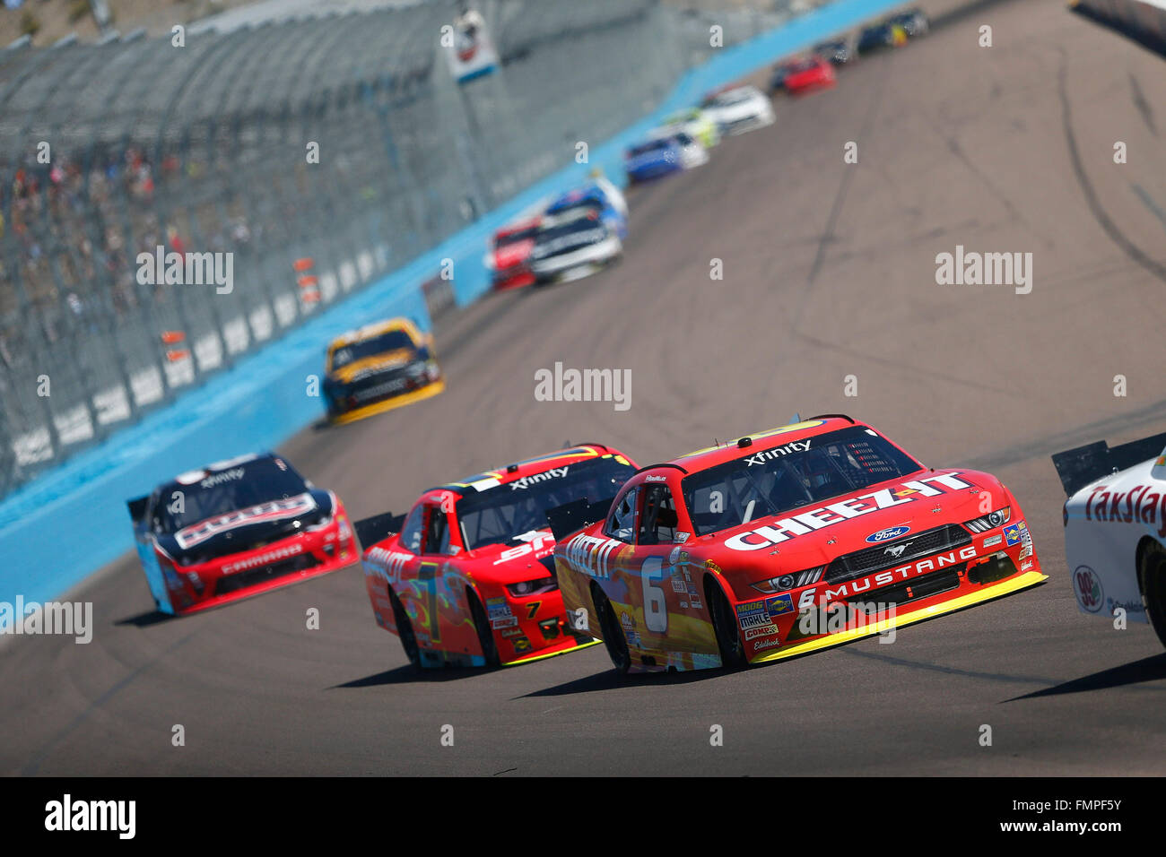 Avondale, AZ, USA. 12th Mar, 2016. Darrell Wallace Jr (6) battles for ...