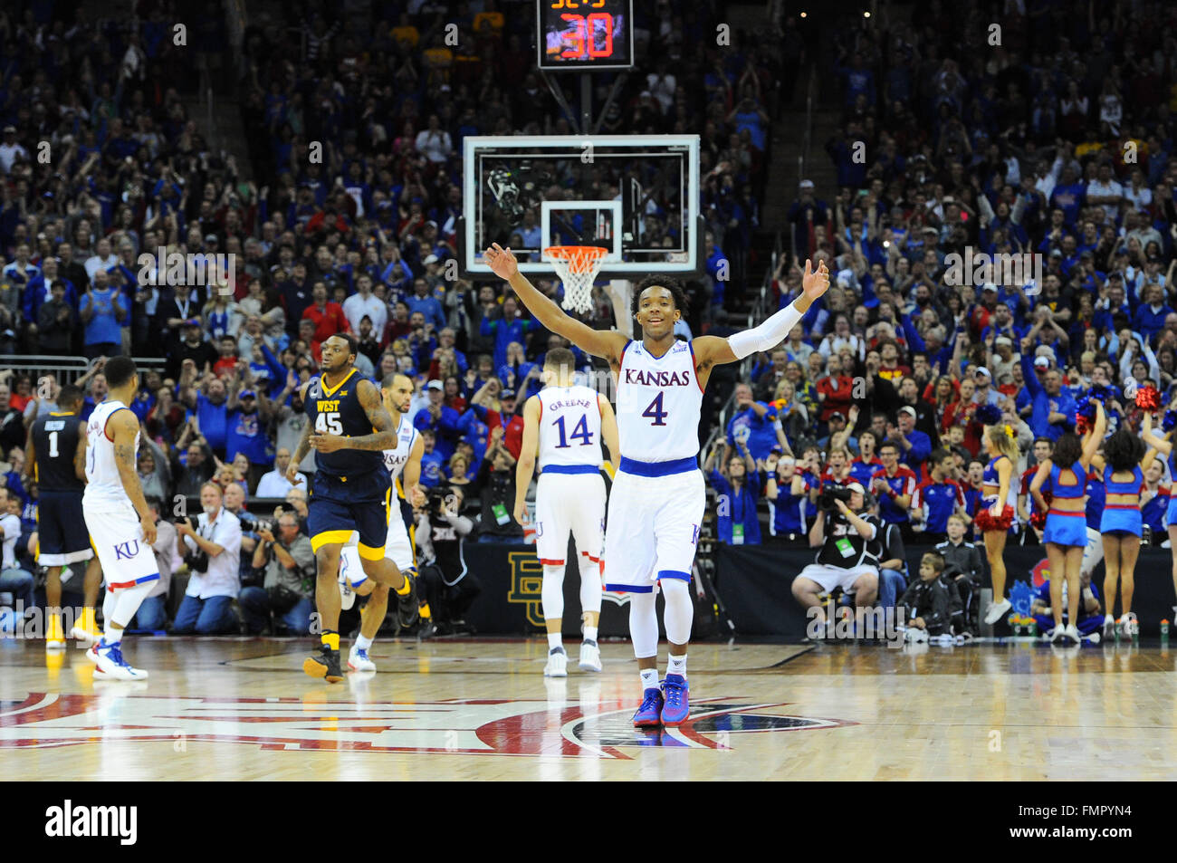 Kansas jayhawks basketball fans hi-res stock photography and images - Alamy