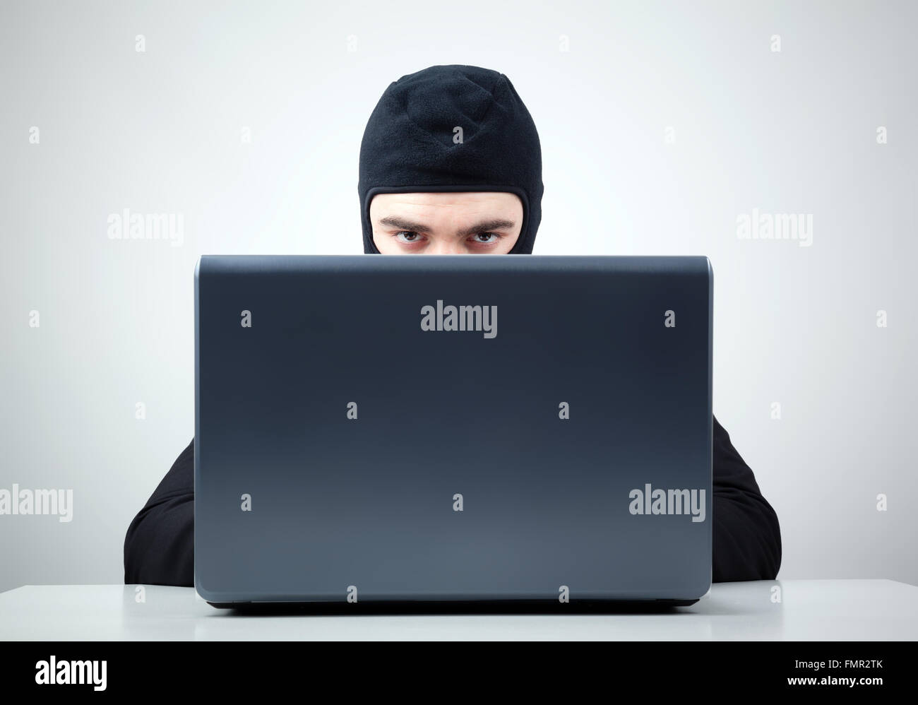 Portrait hacker mask binary code hi-res stock photography and images - Alamy