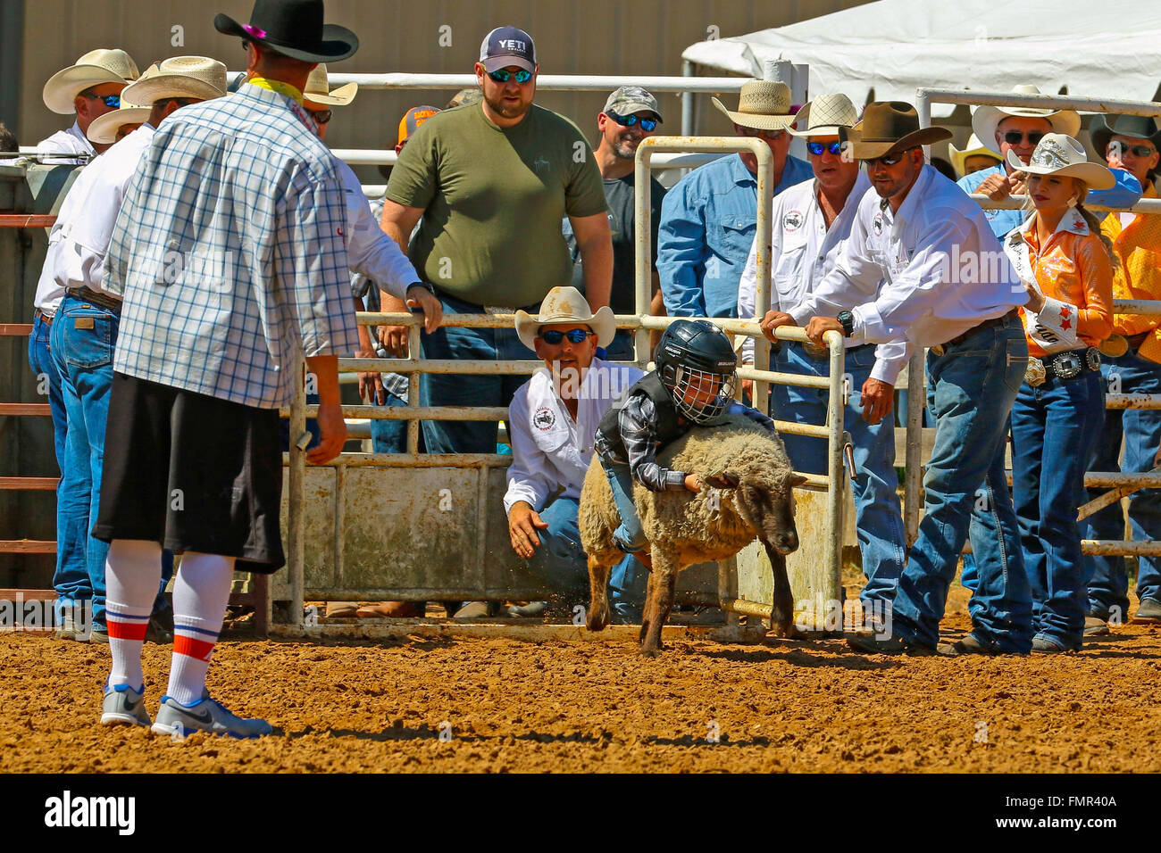 Florida, USA. 12th March, 2016. Thousands of rodeo enthusiasts turned ...