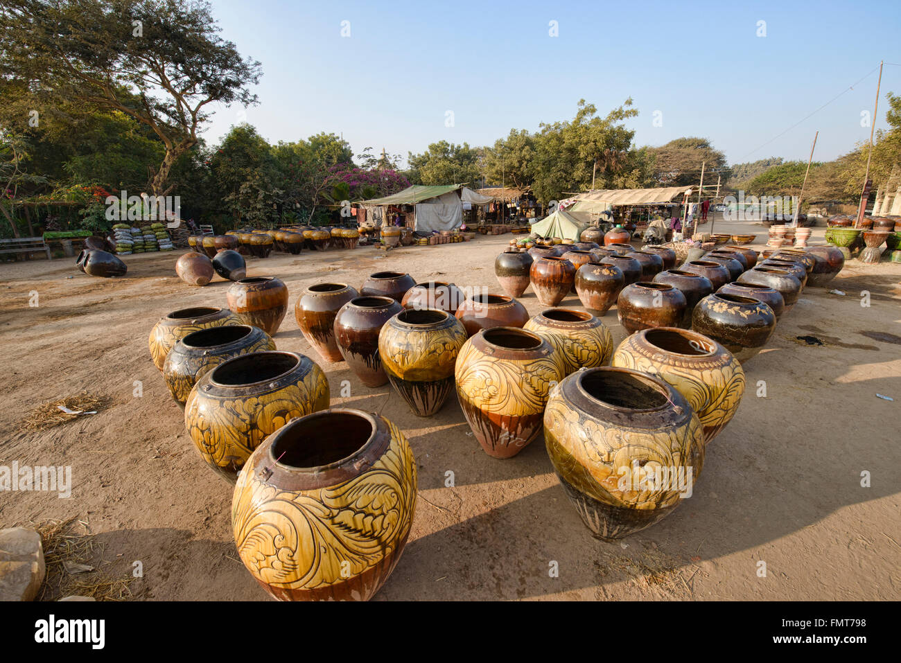 Myanmar burma bagan ceramic pots hi-res stock photography and images ...