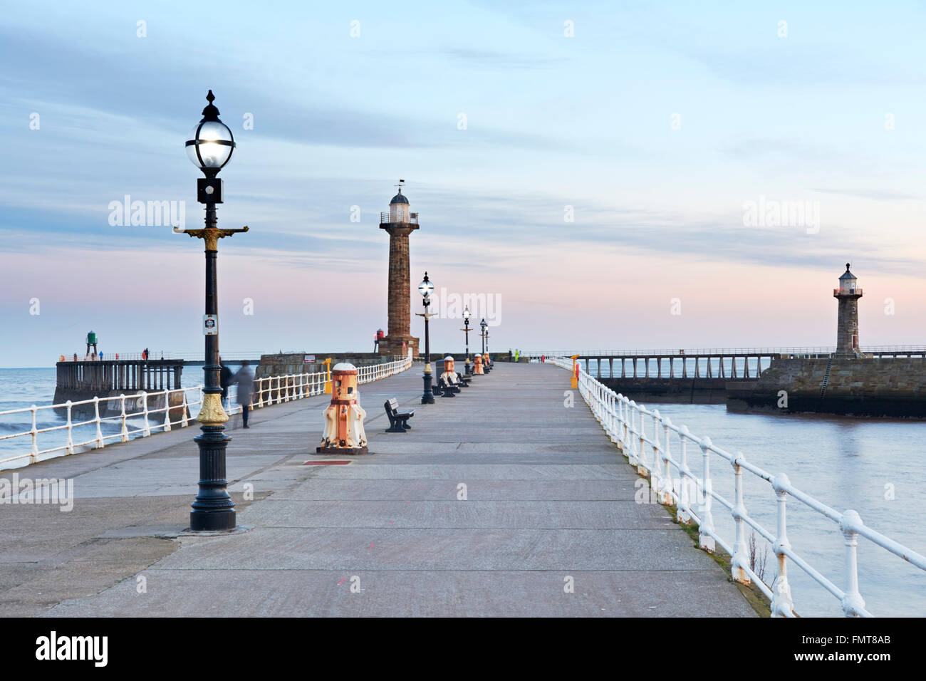 Whitby harbour piers hi-res stock photography and images - Alamy