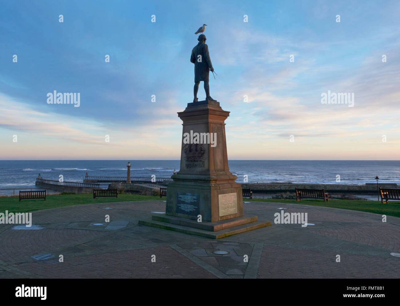 Captain James Cook Monument overlooking Whitby Harbour - Yorkshire ...