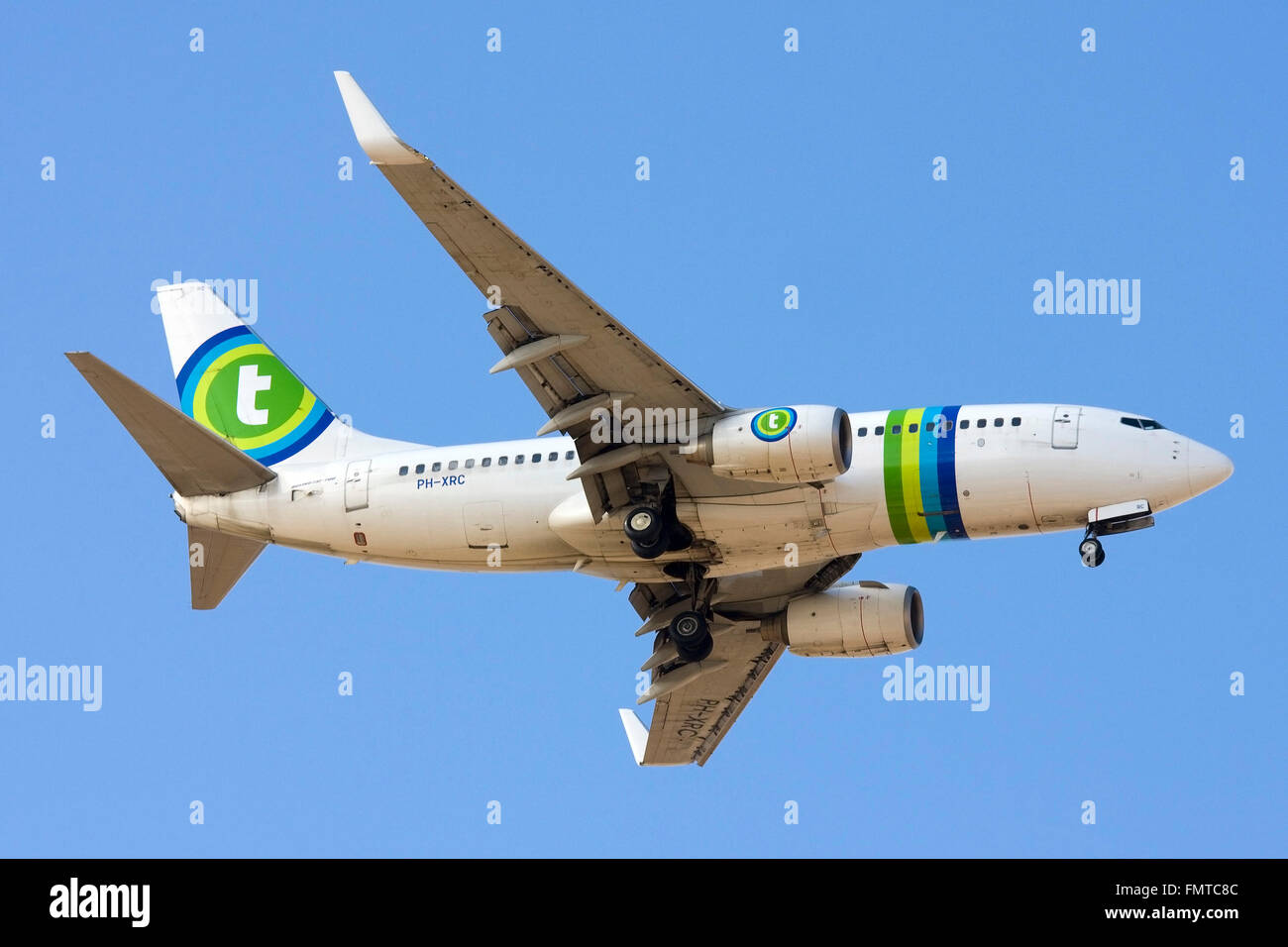 Transavia Boeing 737 landing runway 32 Stock Photo - Alamy