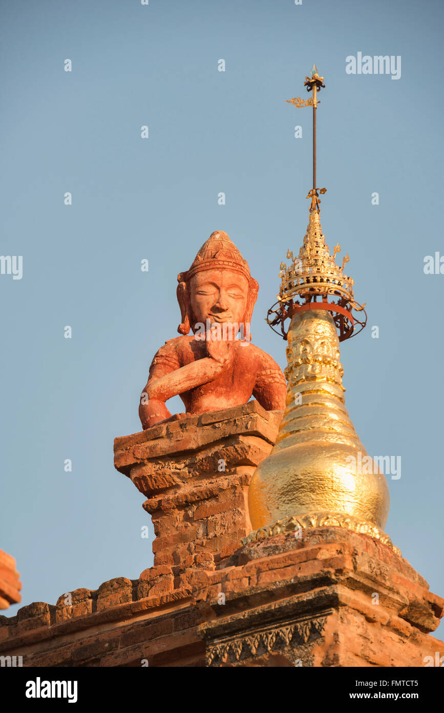 Statue in Dhammayazika temple in Bagan, Myanmar Stock Photo - Alamy