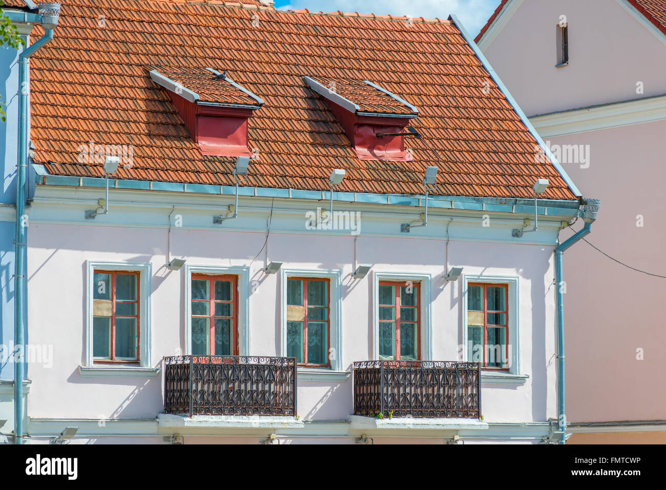 Last apartment building hi-res stock photography and images - Alamy