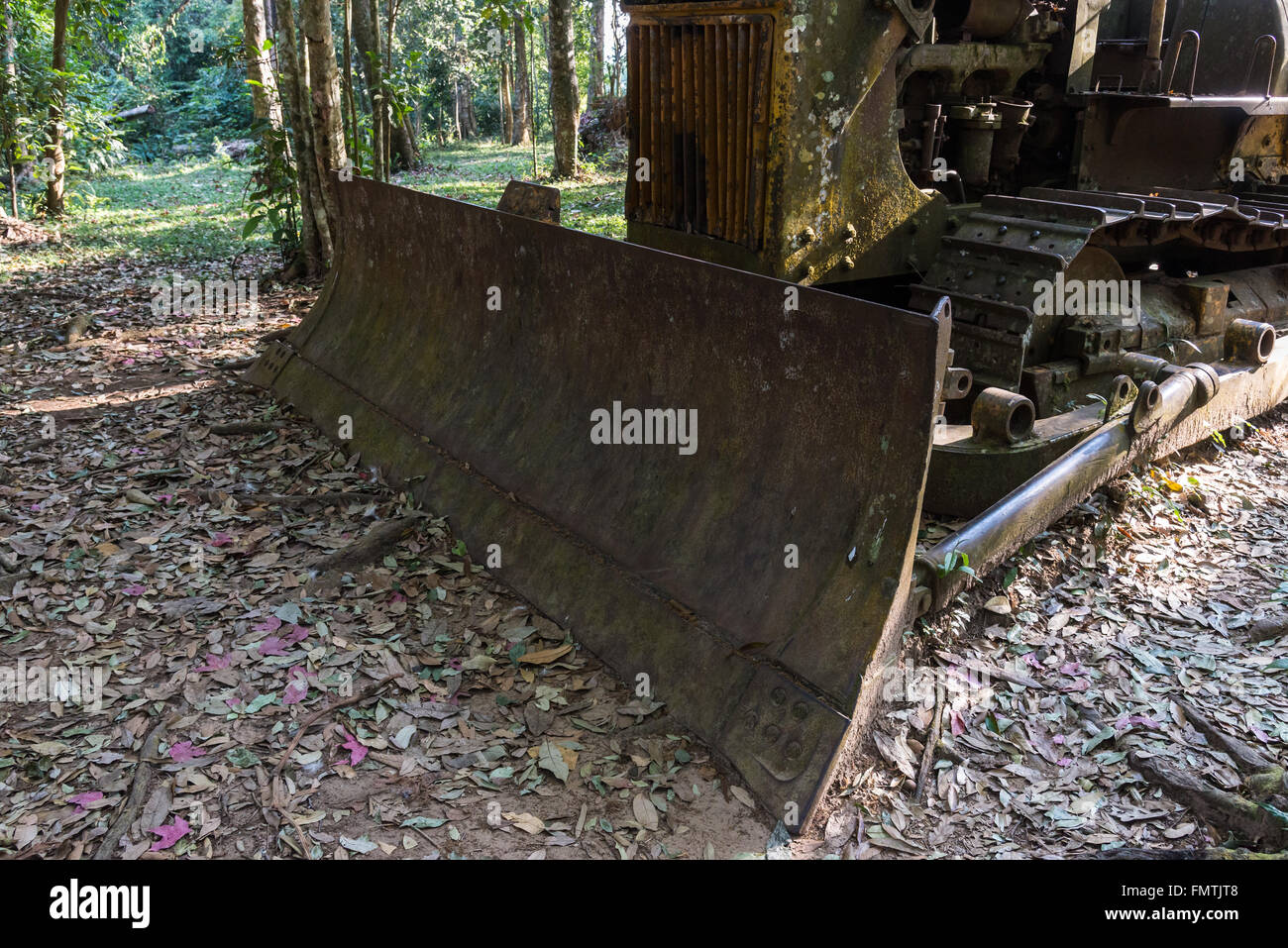 Old tractor is broken on the countryside farm Stock Photo - Alamy