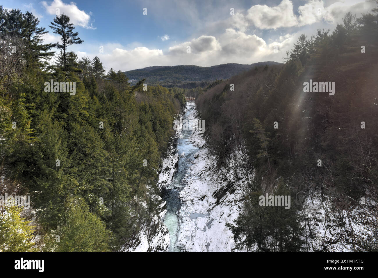 Quechee Gorge and River in Vermont during the winter Stock Photo - Alamy