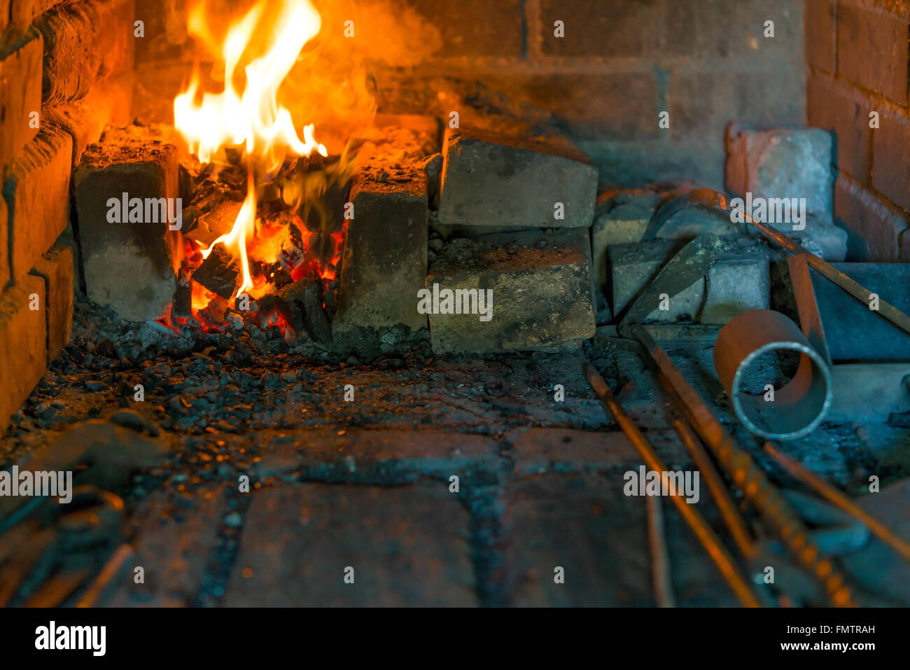 Coal burning fire iron hi-res stock photography and images - Alamy