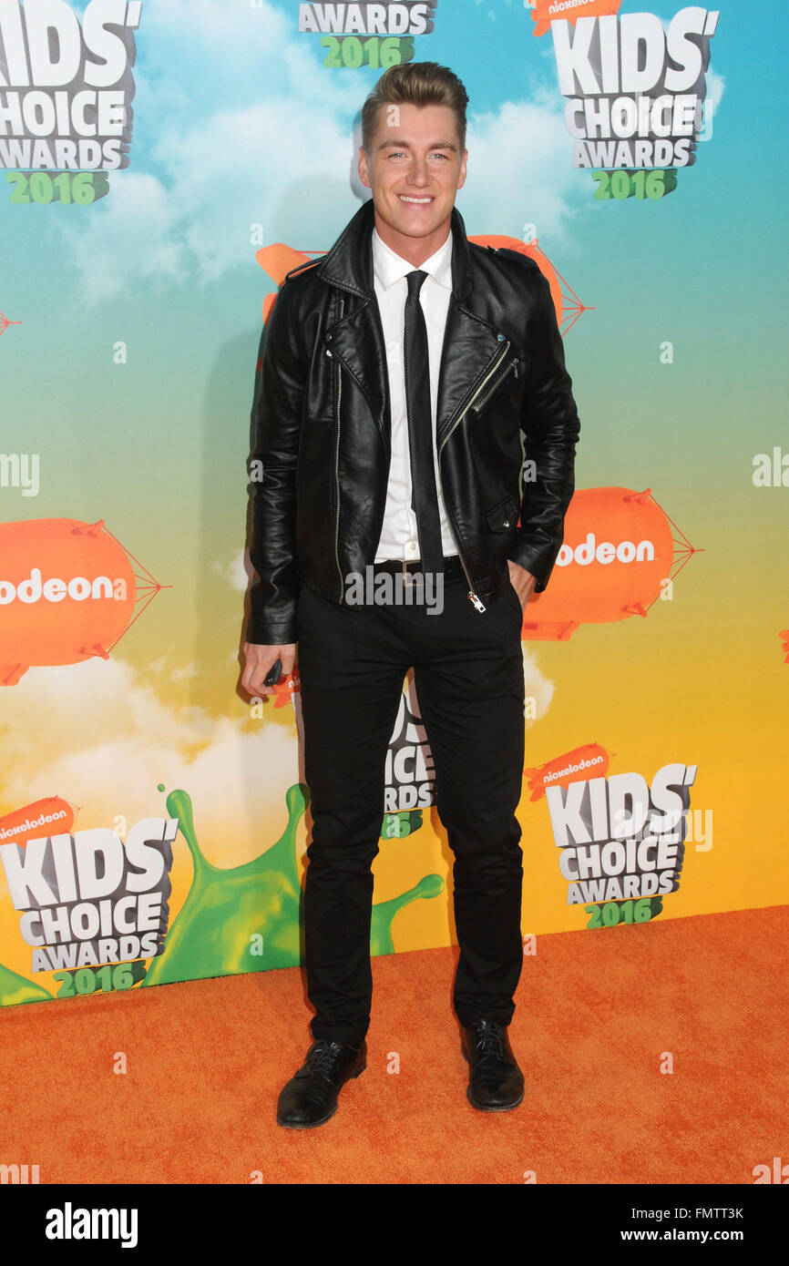 Inglewood, CA, USA. 12th Mar, 2016. Alexey Vorobyov. 2016 Nickelodeon ...