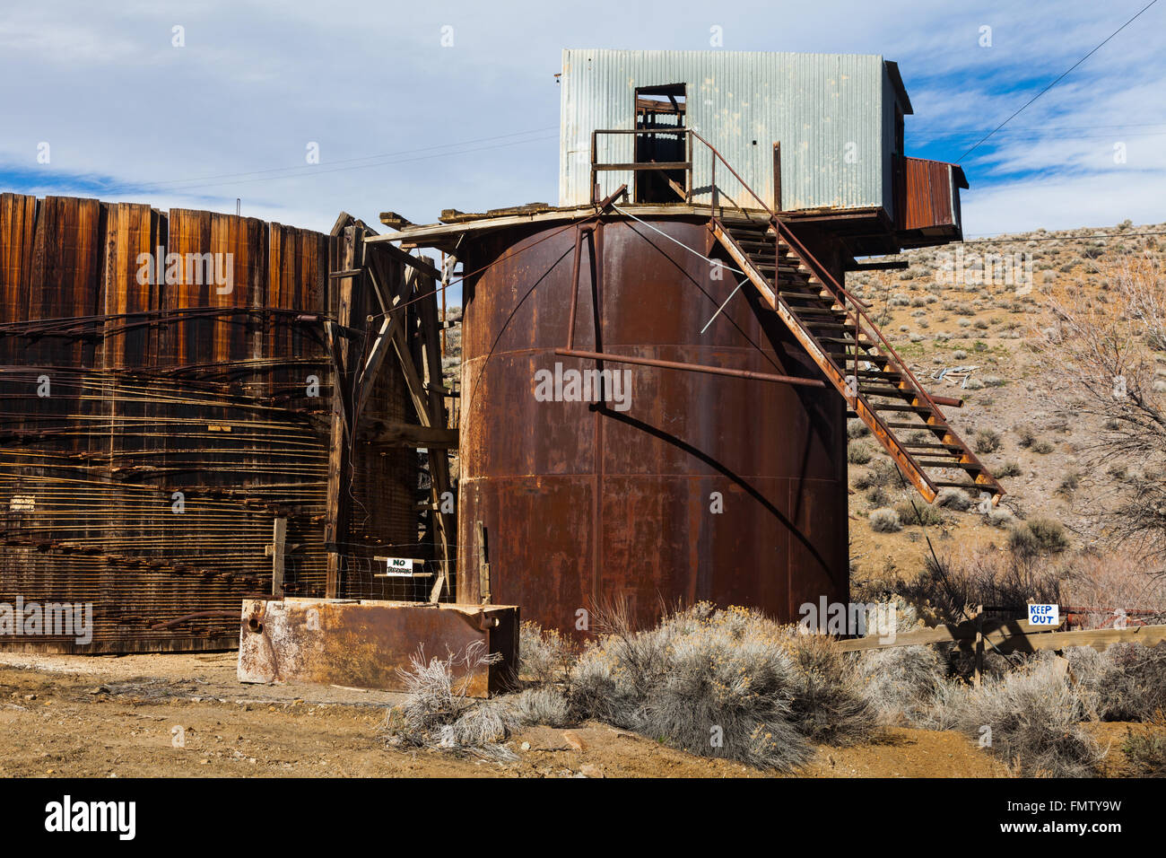 Silver hoops hi-res stock photography and images - Alamy