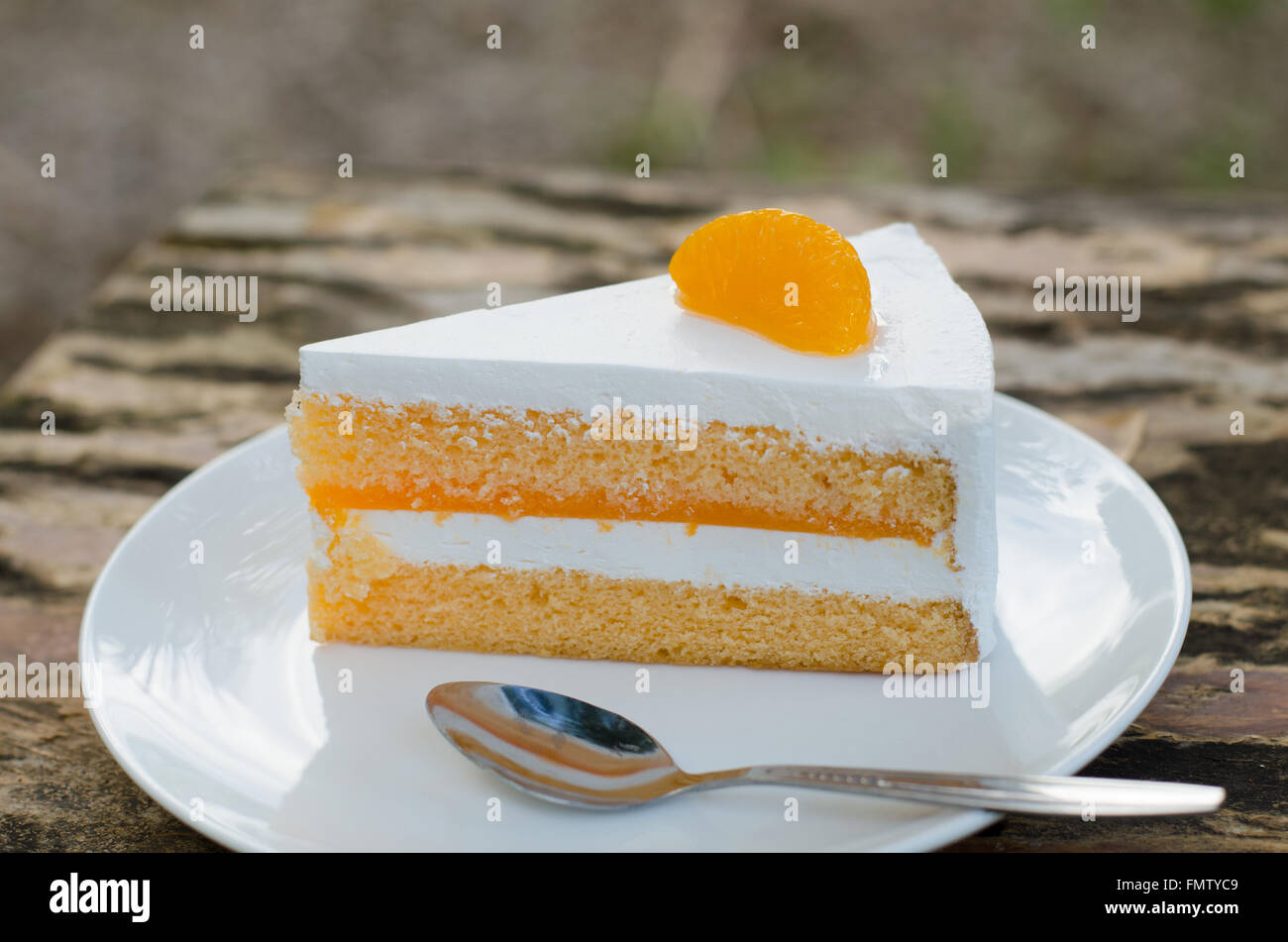 Food restaurant dessert cake hi-res stock photography and images - Alamy
