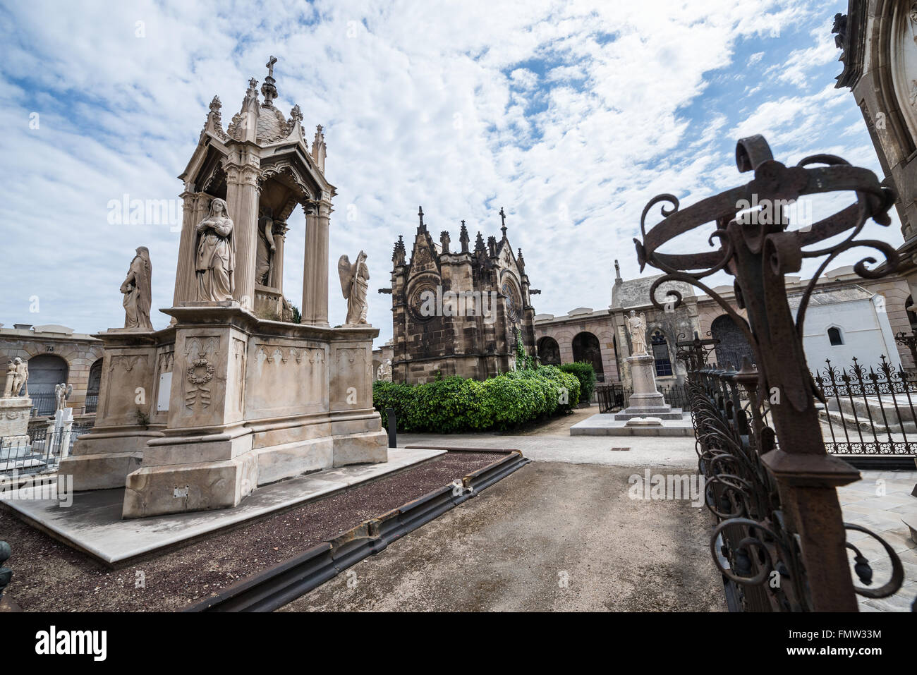 Tombs at Poblenou Cemetery - Cementiri de l'Est (East cemetery) in ...