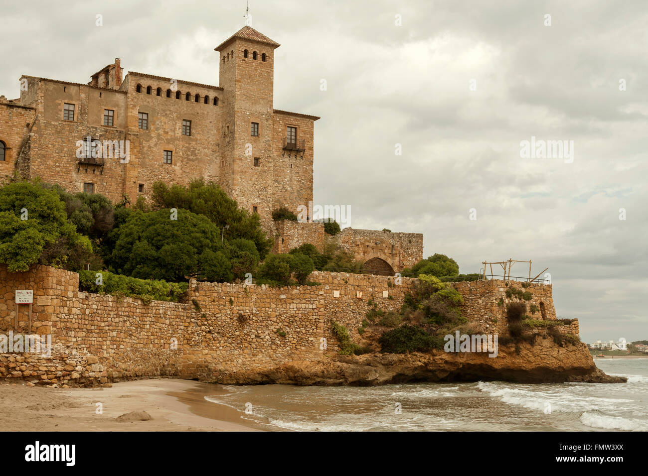 Tamarit castle hi-res stock photography and images - Alamy