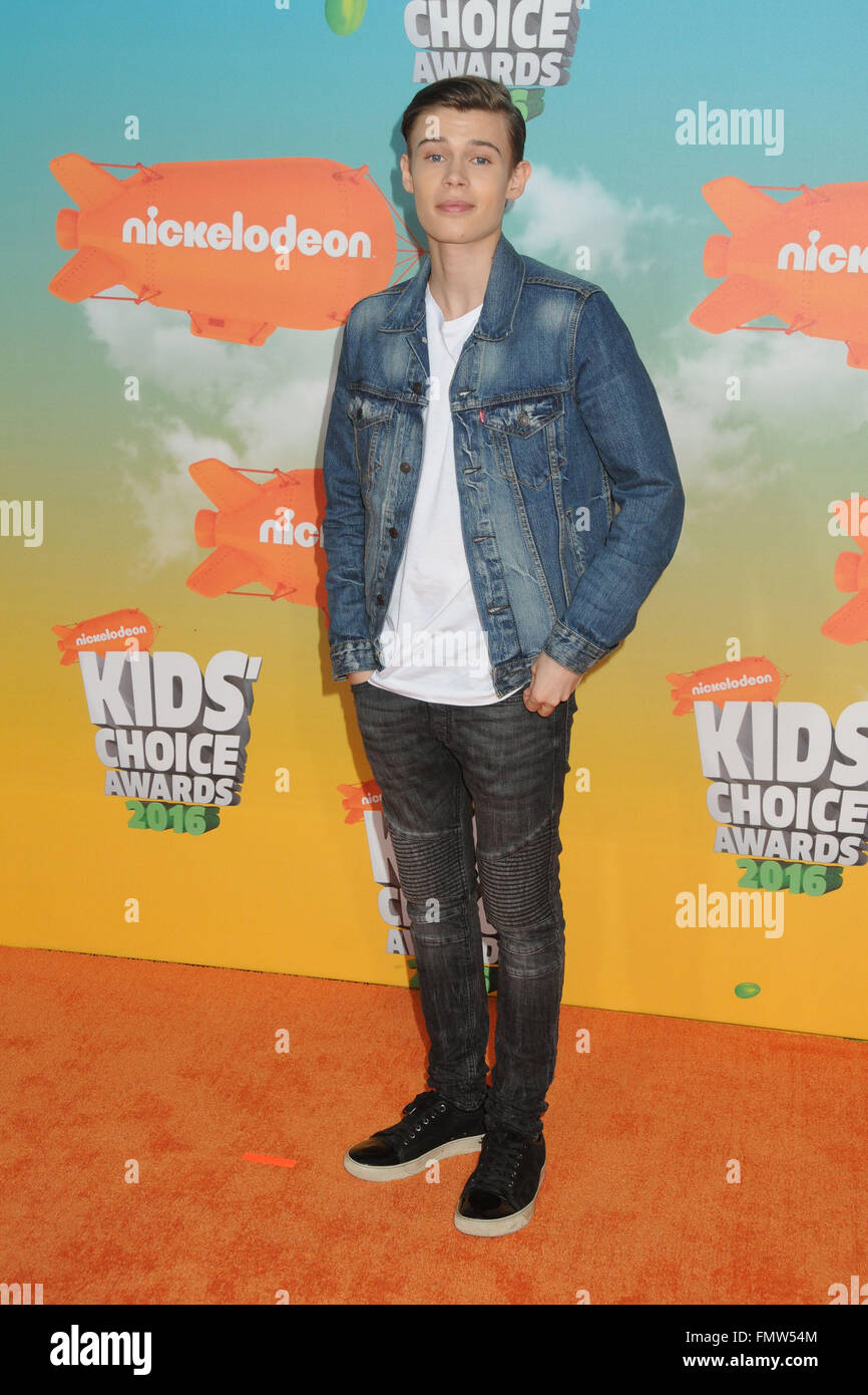 Inglewood, CA, USA. 12th Mar, 2016. Benjamin Lasnier. 2016 Nickelodeon ...