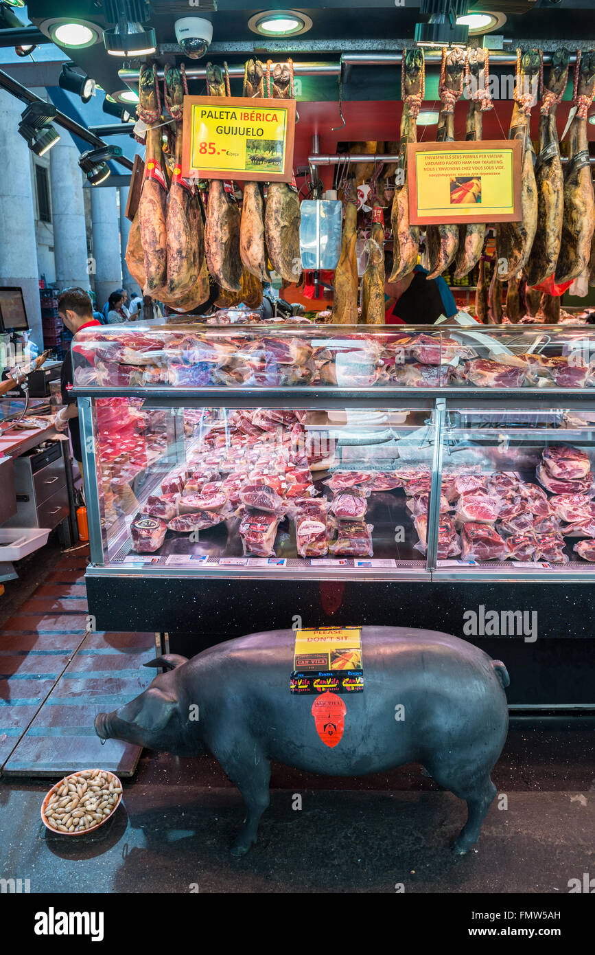 Meat shop with jamon iberico dry-cured ham at Mercat de Sant Josep de ...