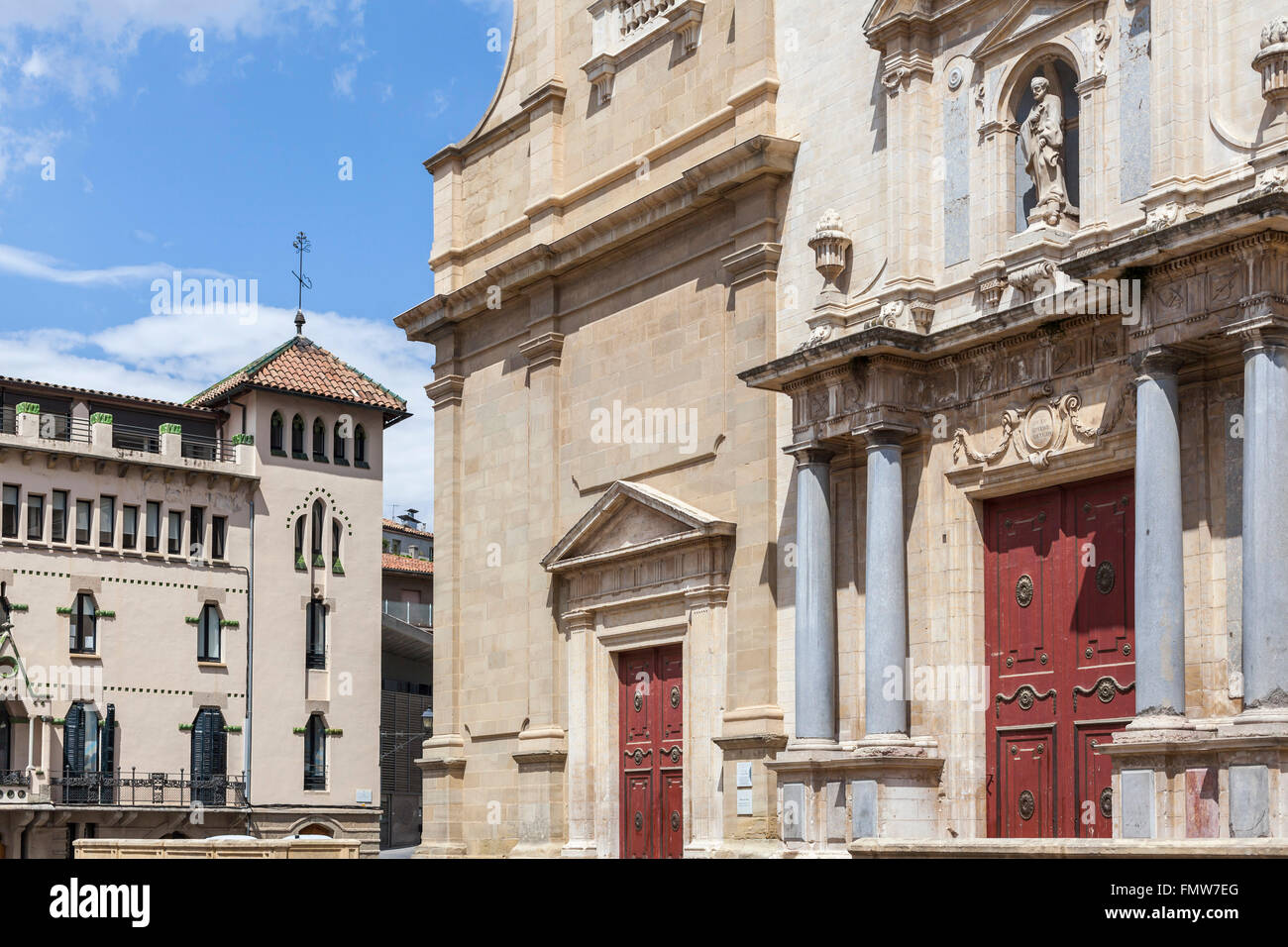 Buildings vic catalonia spain hi-res stock photography and images - Alamy