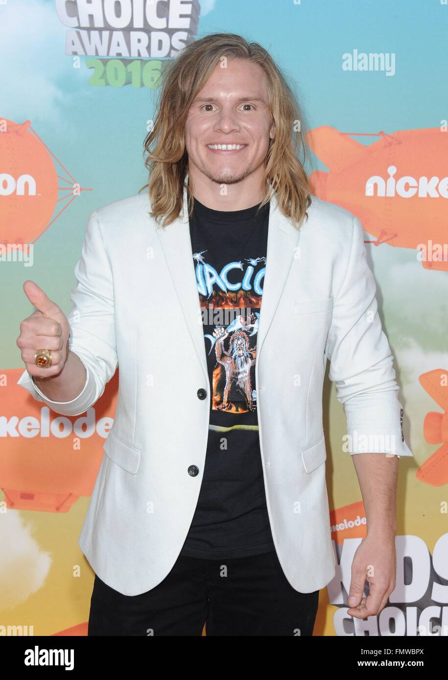 Tony Cavalero at arrivals for Nickelodeon's Kids' Choice Awards 2016 ...