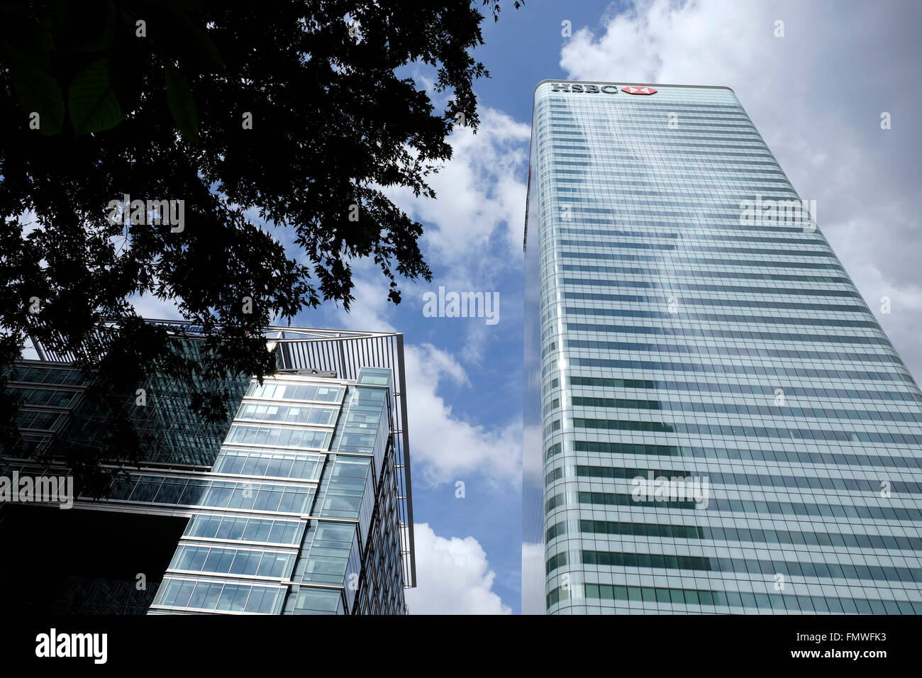 The hsbc tower canary wharf hi-res stock photography and images - Alamy