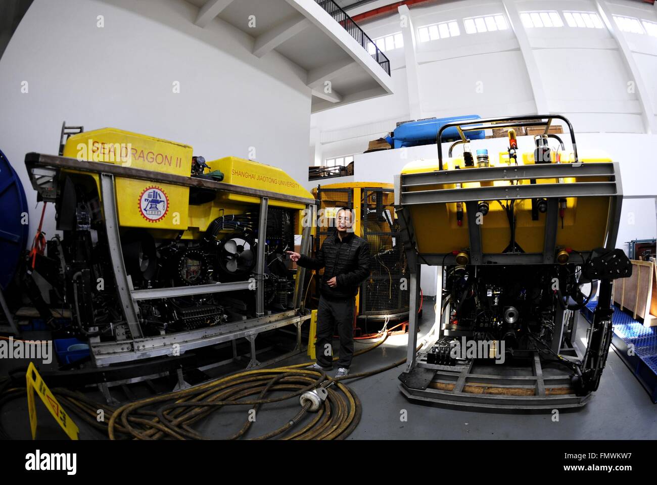 Ship model tank hi-res stock photography and images - Alamy