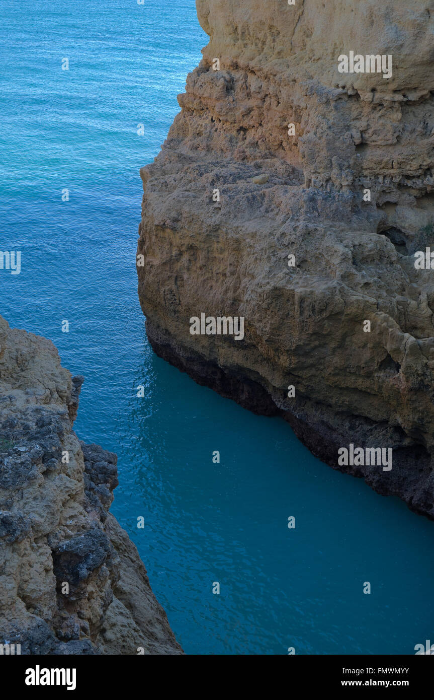 Caves near Malhada do Baraco Beach in Lagoa, Algarve, Portugal Stock ...