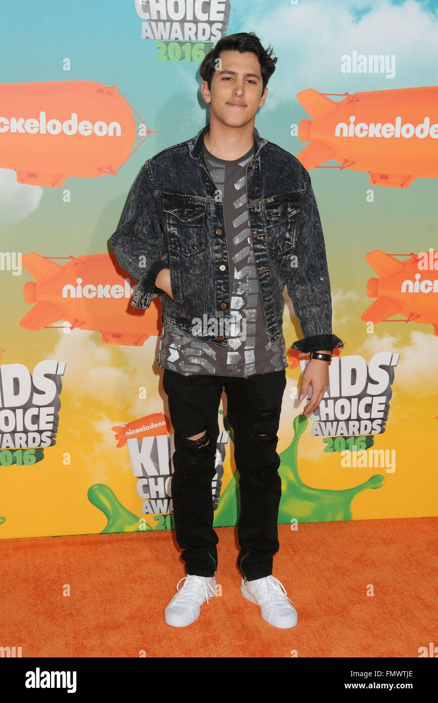 Inglewood, CA, USA. 12th Mar, 2016. Chris Gonzalez. 2016 Nickelodeon ...