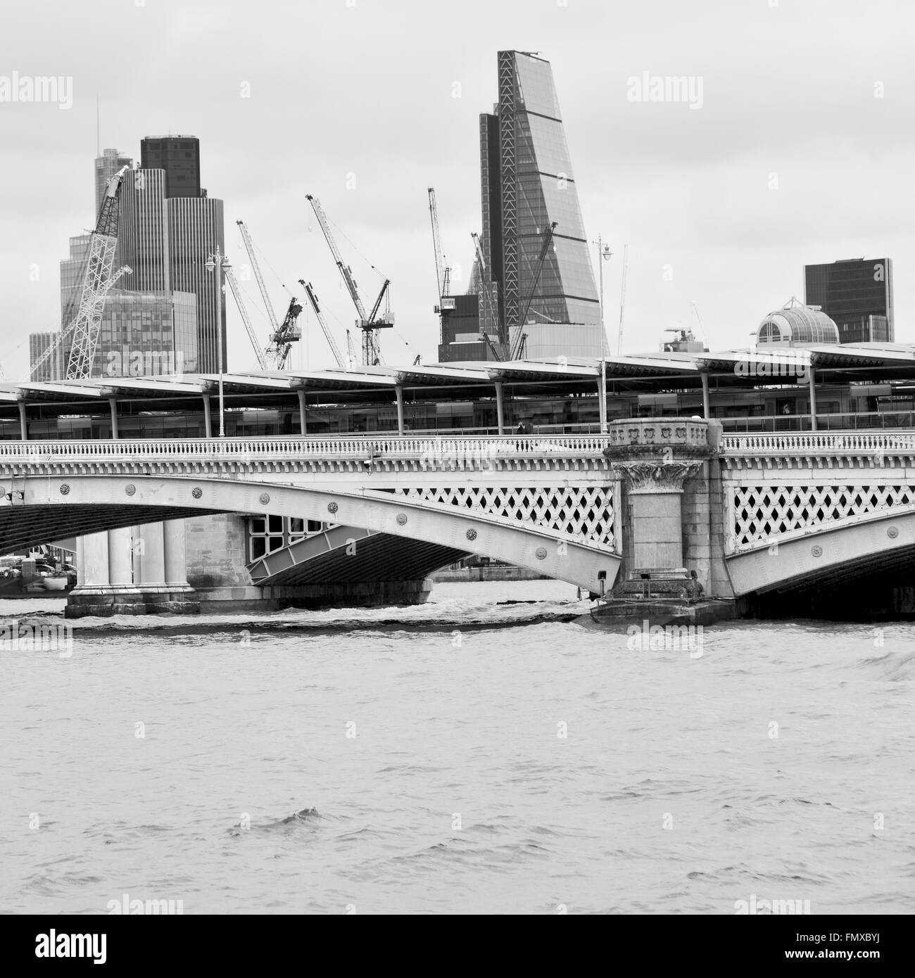 windows in the city of london home and office skyscraper building Stock ...