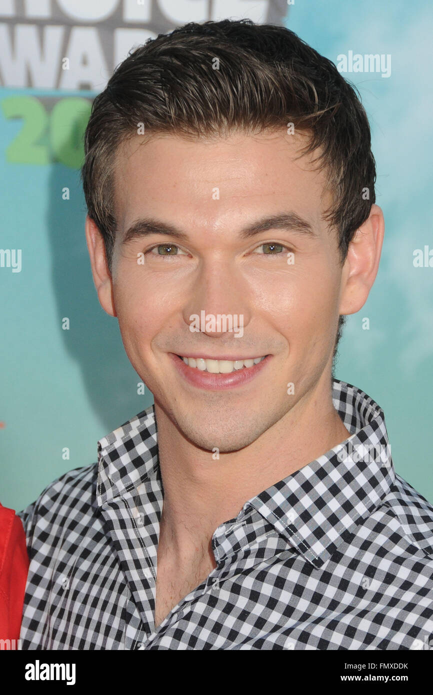 Inglewood, CA, USA. 12th Mar, 2016. James Davies. 2016 Nickelodeon Kids ...