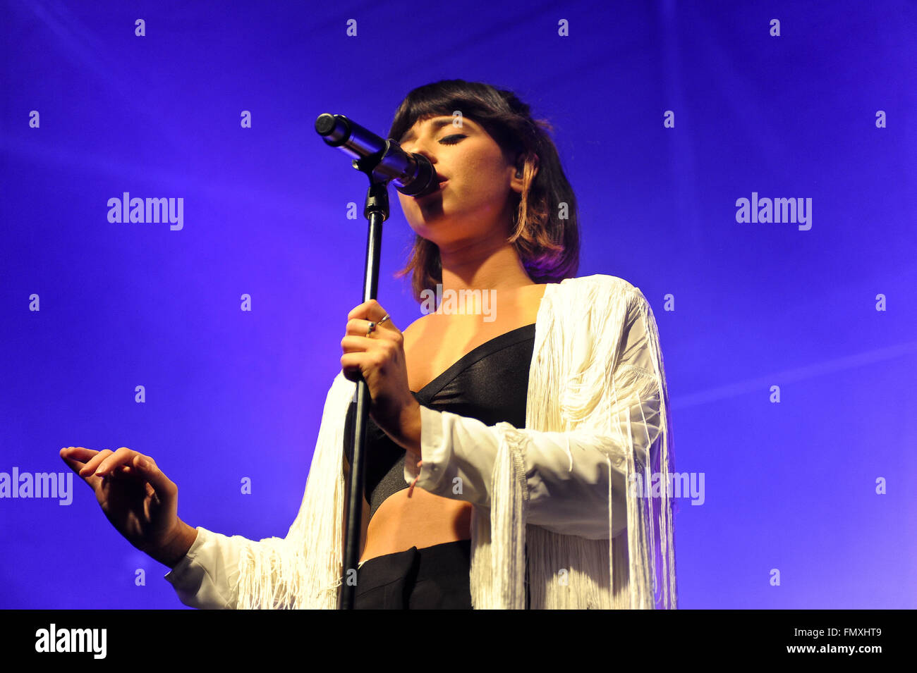 Foxes Performing at the Plug Sheffield Stock Photo - Alamy