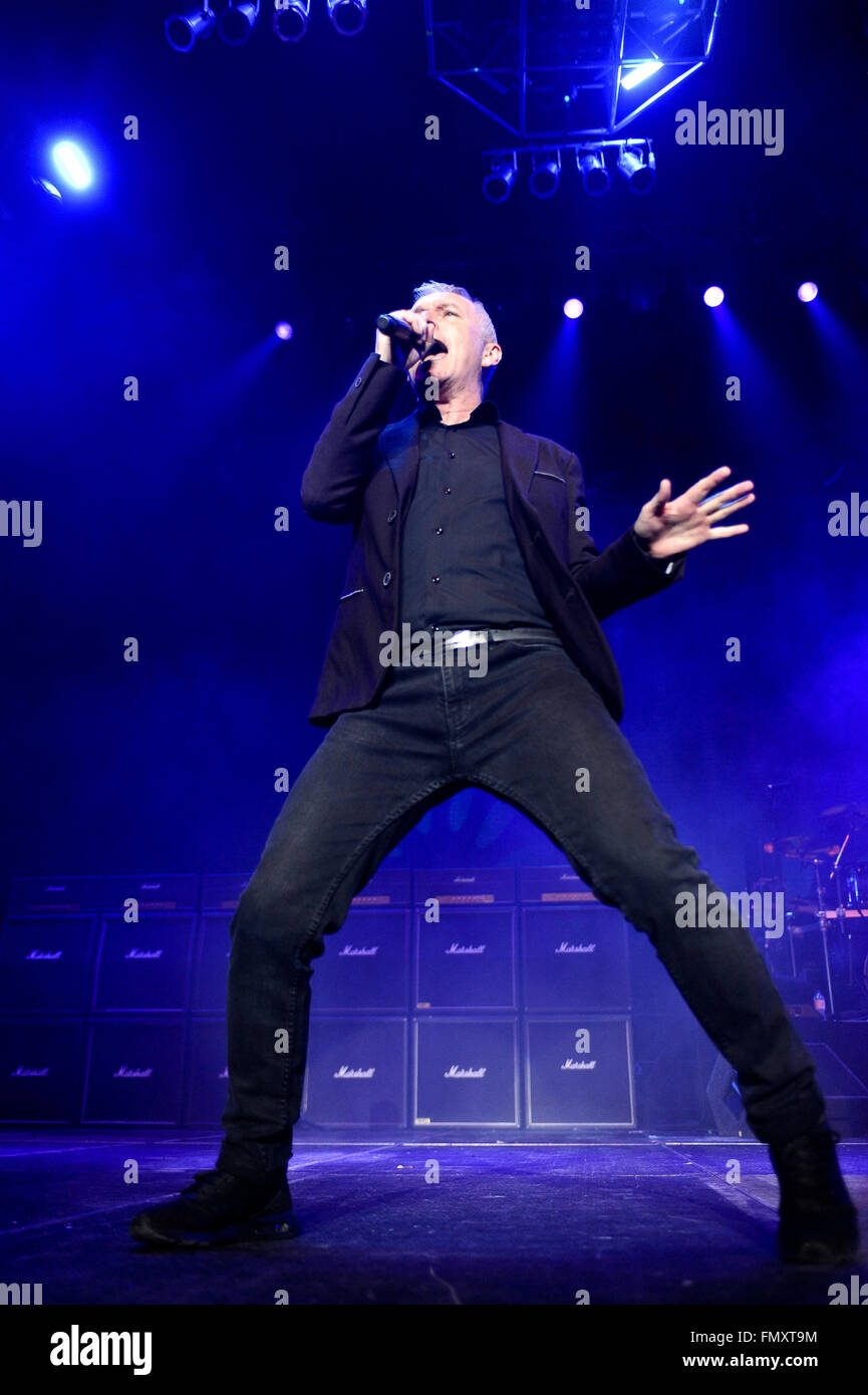 Danny bowes thunder hi-res stock photography and images - Alamy