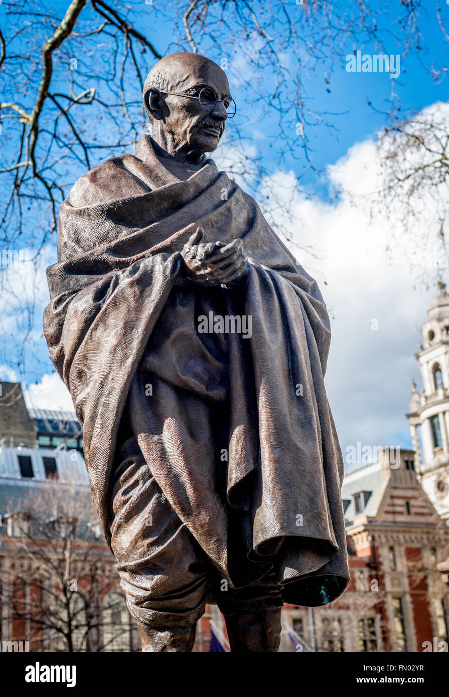 Bronze statue of Mahatma Ghandi in Parliament Square, London, UK Stock ...