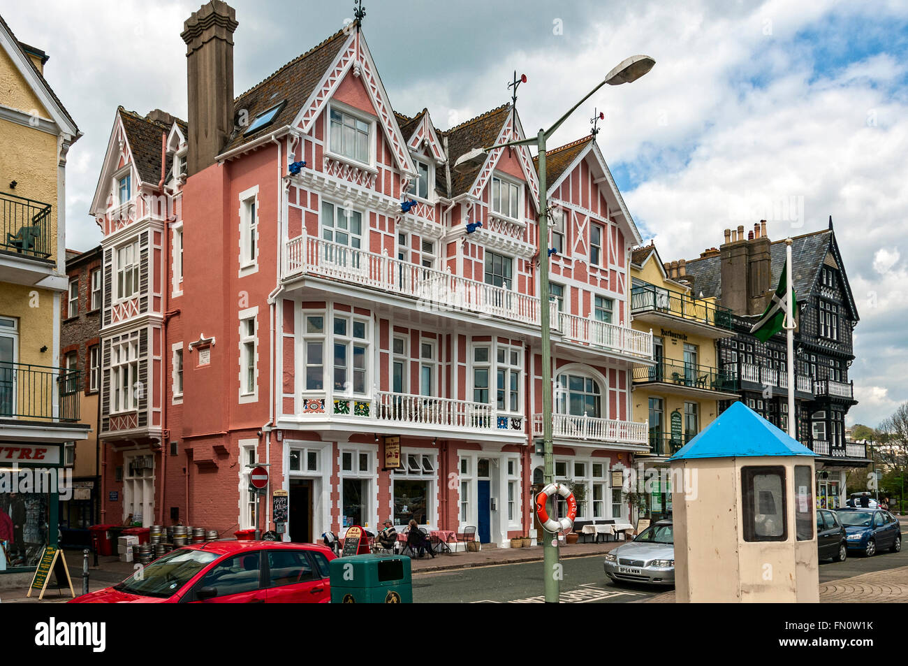 Pink painted building cafe hi-res stock photography and images - Alamy