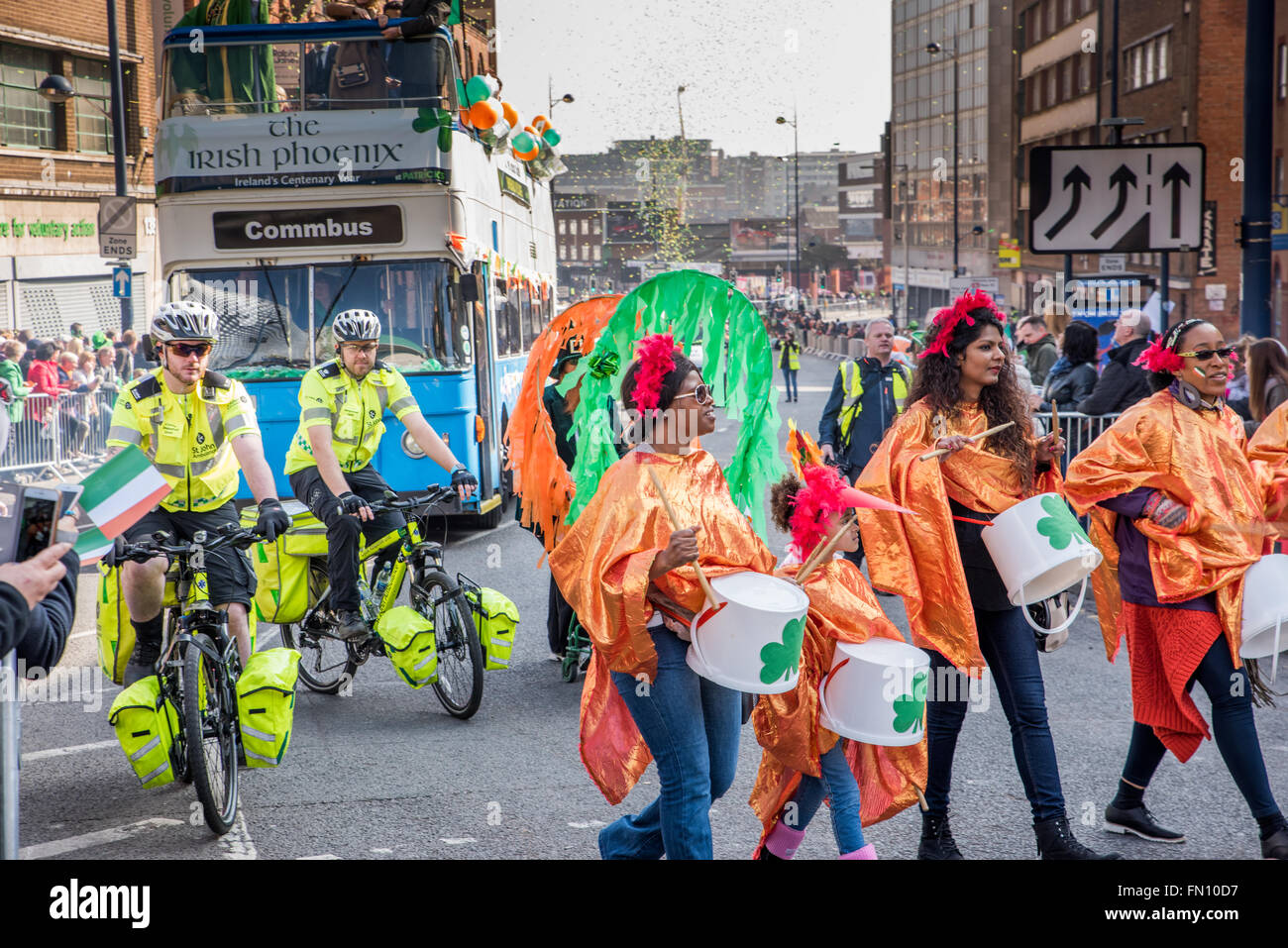 Birmingham st patricks parade hi-res stock photography and images - Alamy