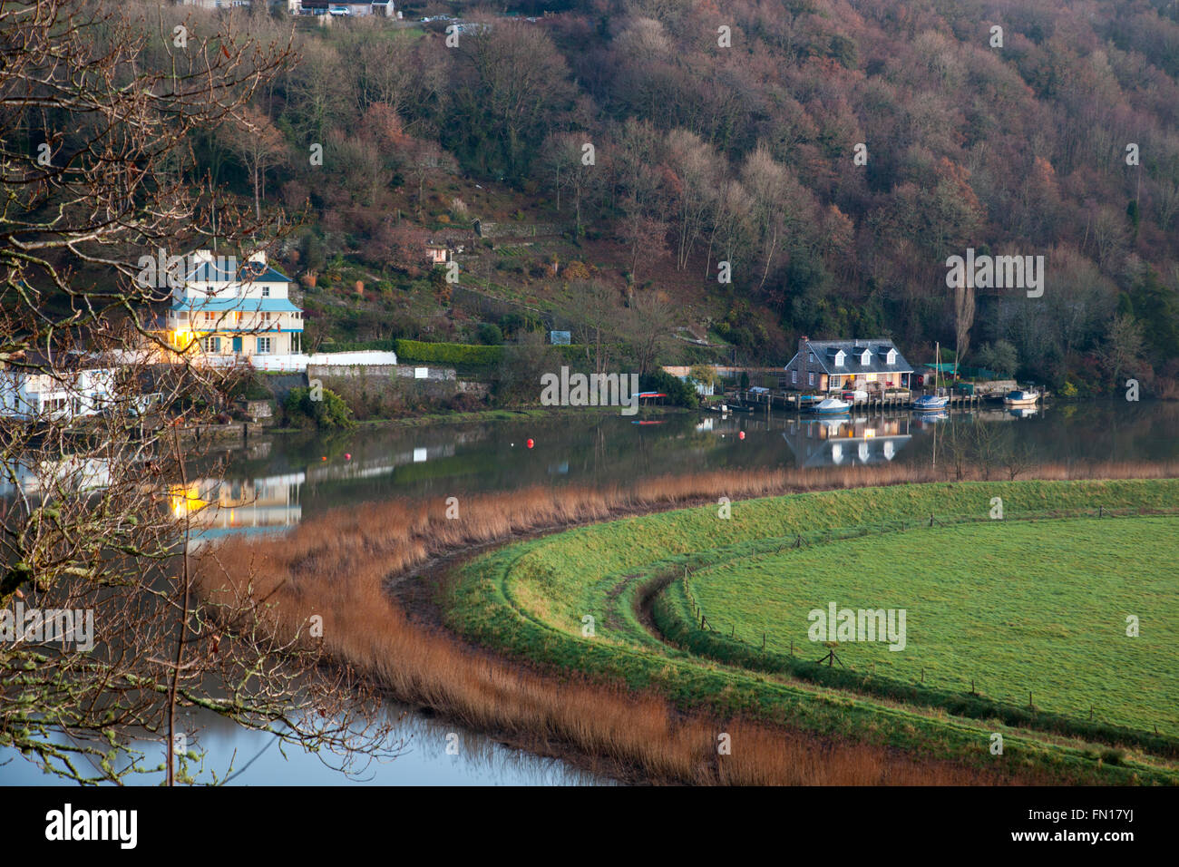 River meander uk hi-res stock photography and images - Alamy