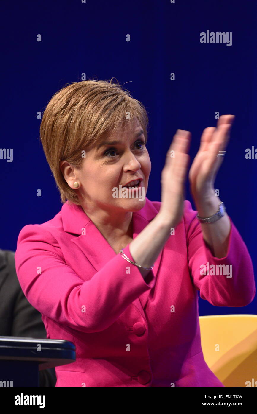 Snp leader nicola sturgeon hi-res stock photography and images - Alamy