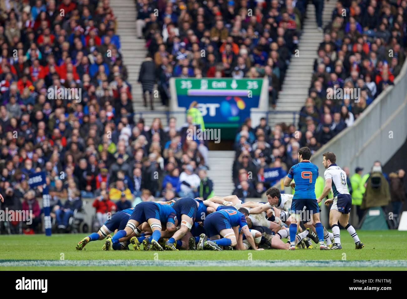 Scrum Half In Action High Resolution Stock Photography and Images - Alamy