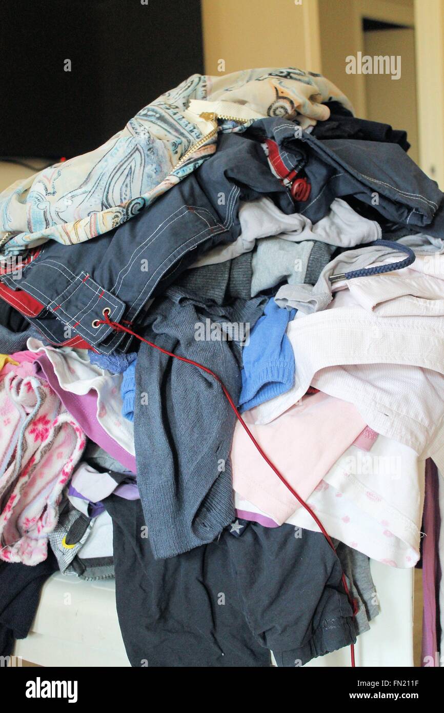 Pile mixed used clothes hi-res stock photography and images - Alamy